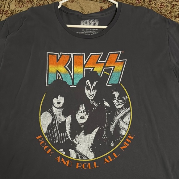 Kiss | Shirts | Kiss Black Short Sleeve Tee Iconic Band Design | Poshmark